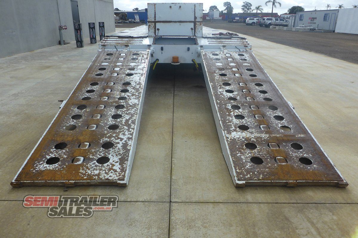 2016 Aaa Dropdeck With Ramps And Manual Outriggers Drop Deck For Sale ...