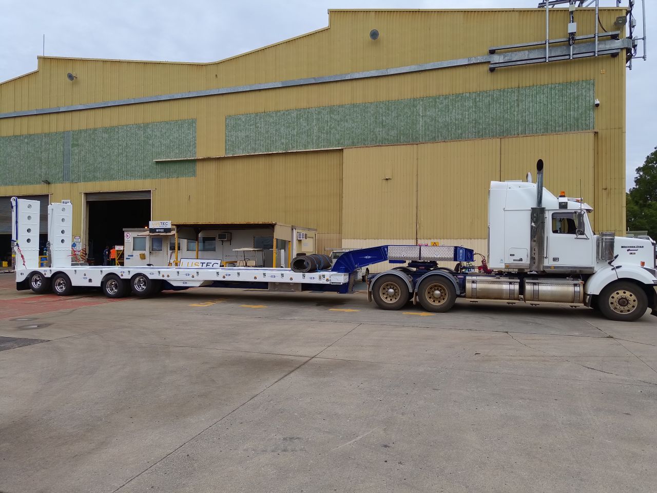 Lustec Model 026 4x4 Deck Widener Rear Steer 2025 For Sale At $265,000 ...