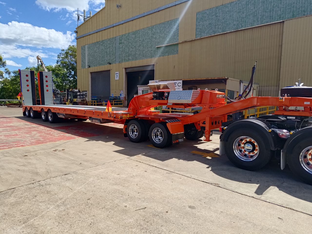 Lustec Model 026 4x4 Deck Widener Rear Steer 2025 For Sale At $265,000 ...