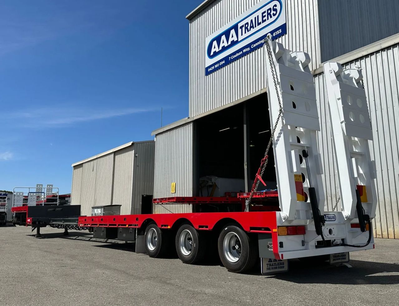 Aaa Trailers 45' Drop Deck Extendable With Bi-fold Ramps In Western ...