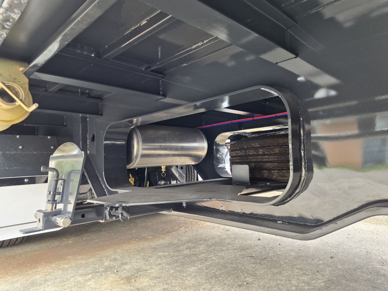 2025 New Drop Deck Bi-fold Ramps - Paint Your Color - Equipment ...