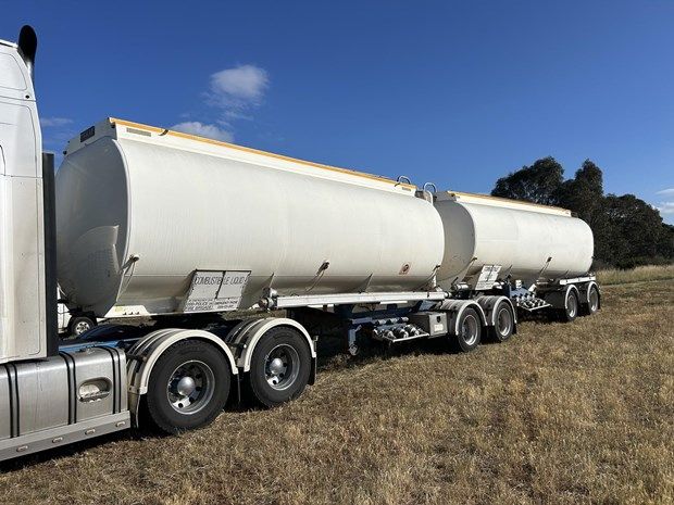 2004 Tieman 19 Metre B Double Aluminium Fuel Tanker Set For Sale At ...